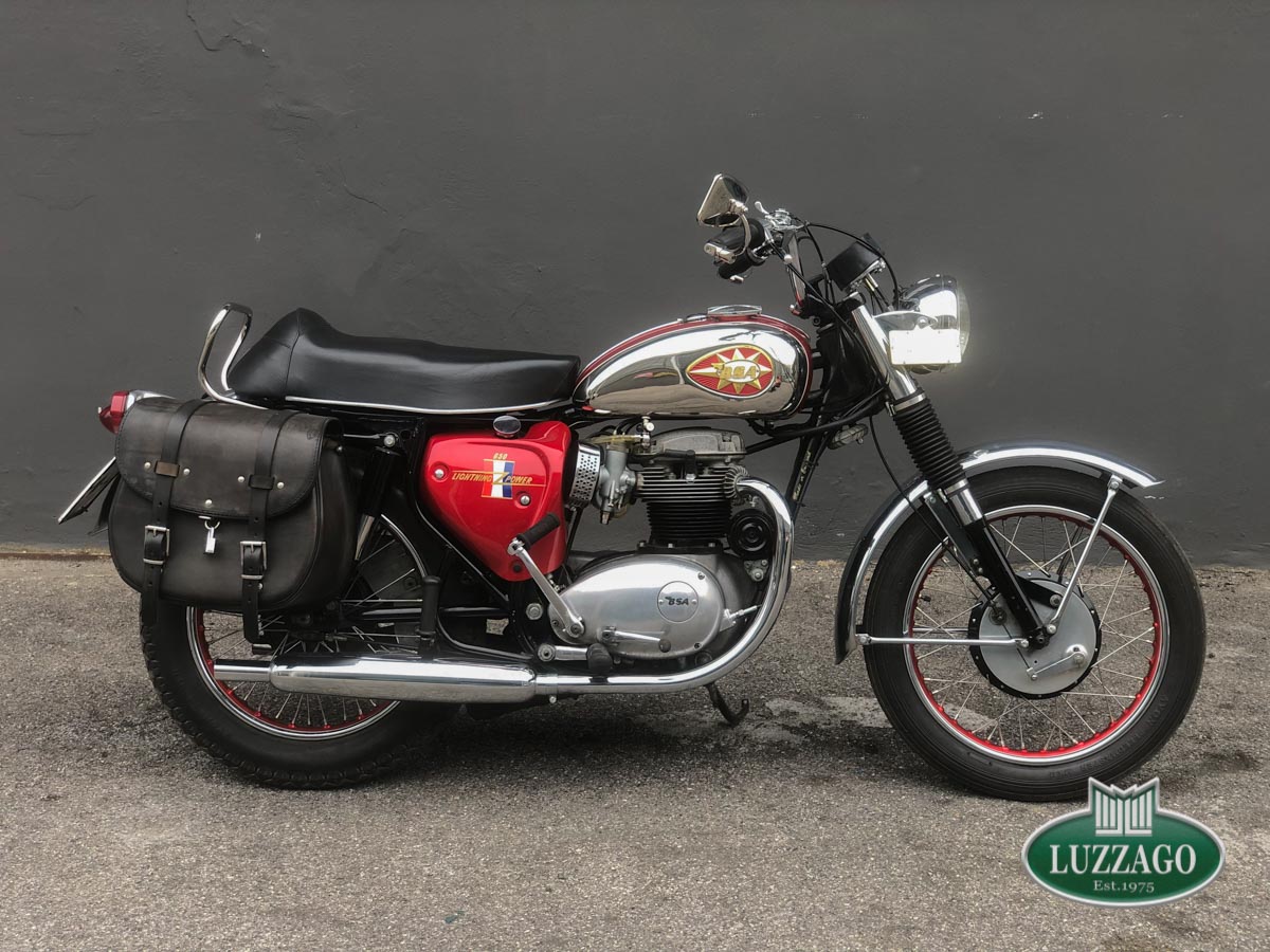 BSA A65 Lightning classic Motorcycle for sale at Luzzago 1975 in Brescia